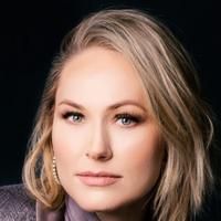 Angela Brower: American mezzo-soprano opera singer (1983-) | Biography ...