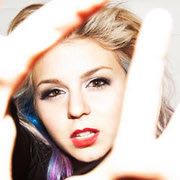 Colette Carr: American singer and rapper (1991-) | Biography ...